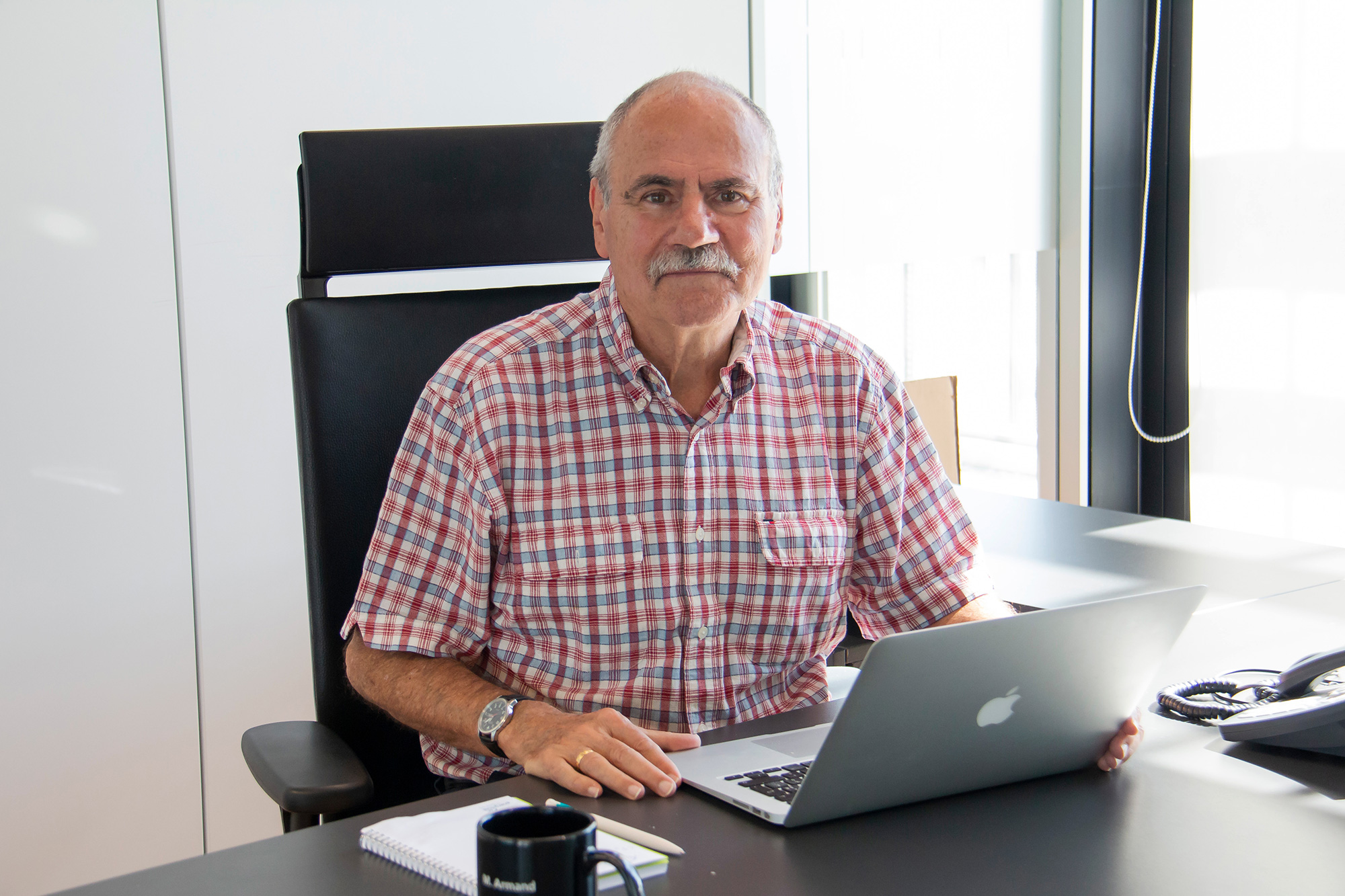 CIC energiGUNE researcher Michel Armand, included for the second ...